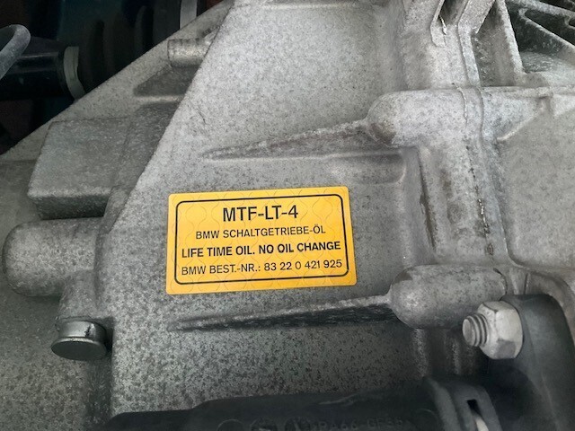 『LIFE TIME OIL ,NO OIL CHANGE』って・・・: 油売ってる場合なんですけど・・・